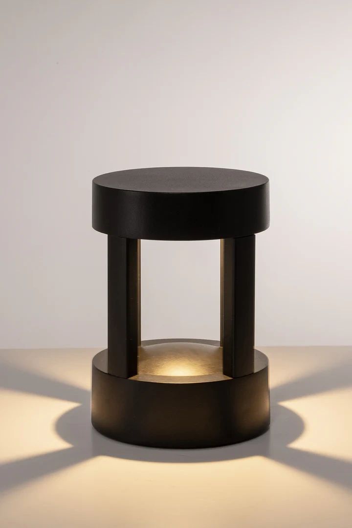 HV1699T-BLK-RND- Pelare Black LED Pillar Light Round – AL Lighting Store